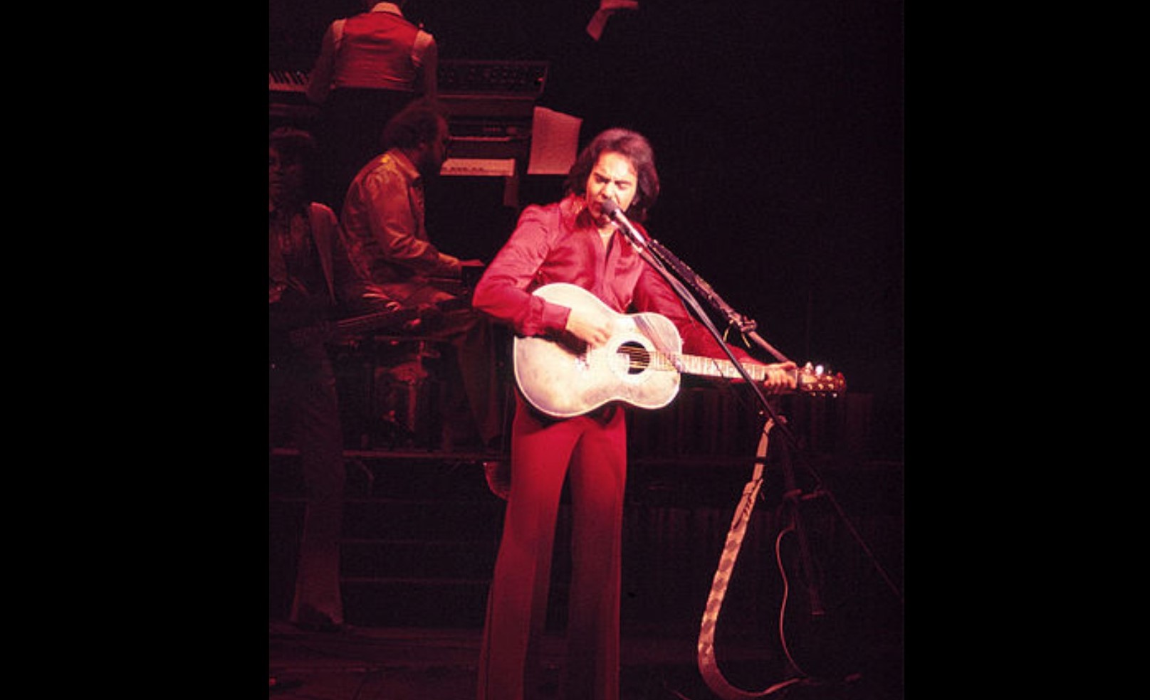 Neil Diamond - ClassicRockHistory.com