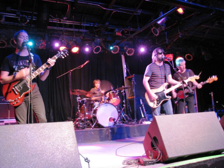 Top 10 Fastball Songs - ClassicRockHistory.com