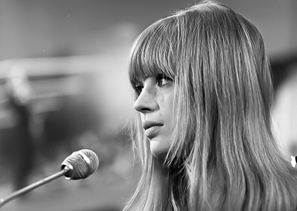 40 Most Attractive Musical Artists Of All Time - ClassicRockHistory.com