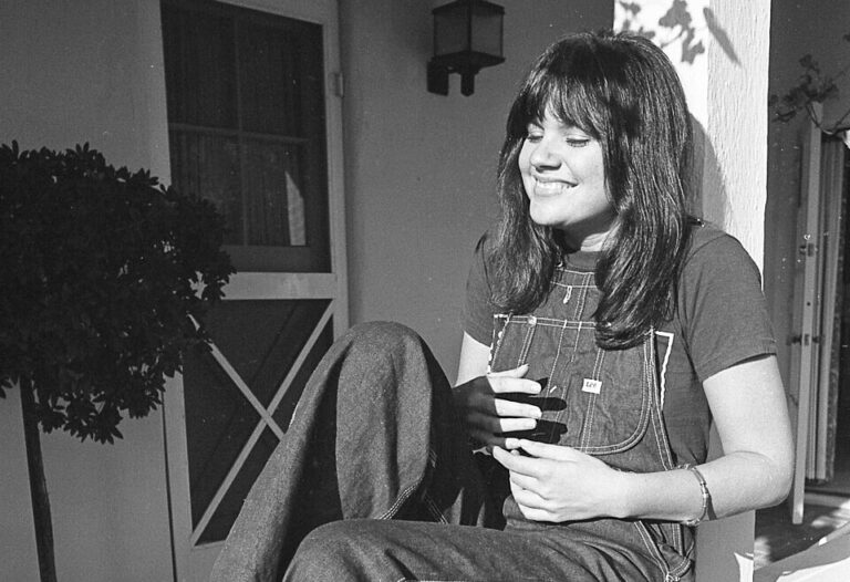 Complete List Of Linda Ronstadt Songs From A to Z - ClassicRockHistory.com