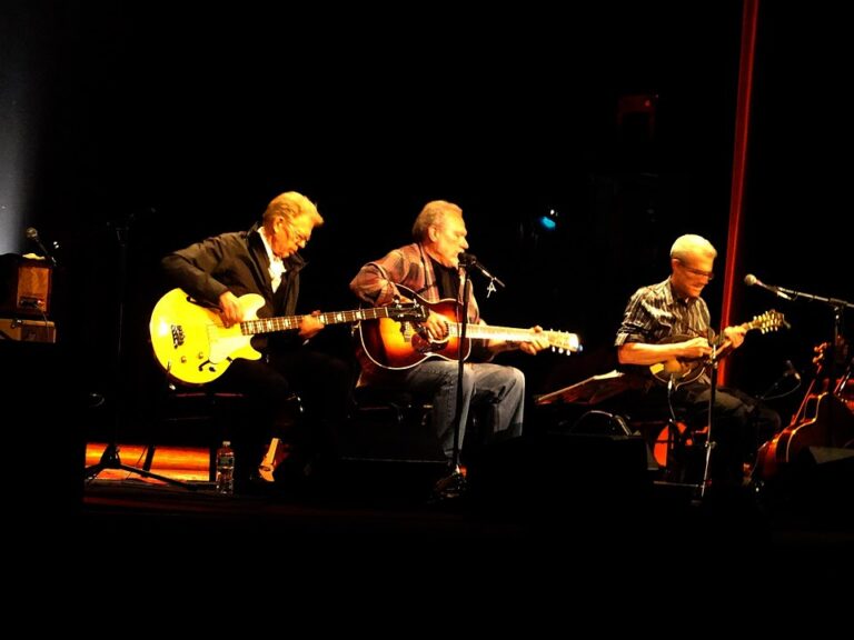 Complete List Of Hot Tuna Band Members - ClassicRockHistory.com