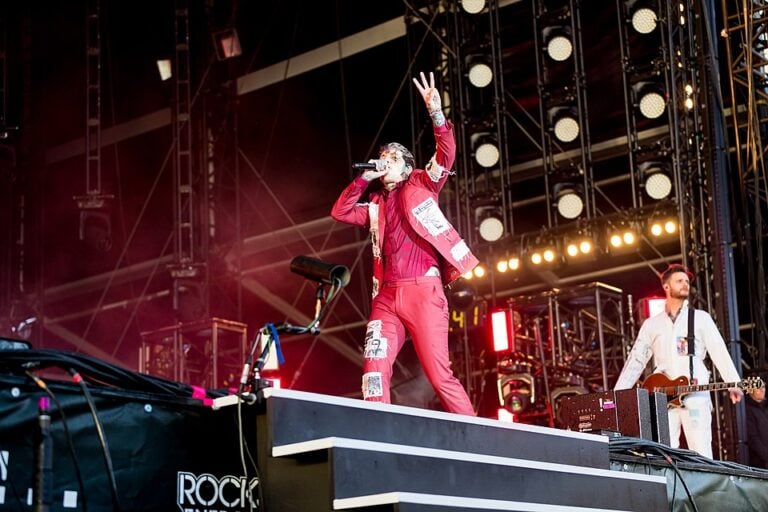 Complete List Of Bring Me The Horizon Band Members - ClassicRockHistory.com